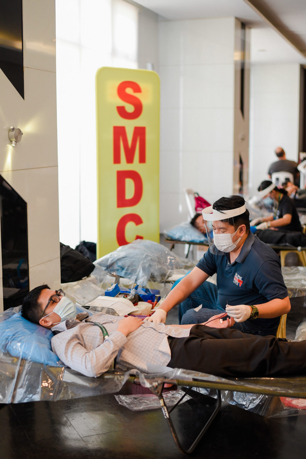 SM blood donation drive nets over 1,000 bags - Philippines Graphic