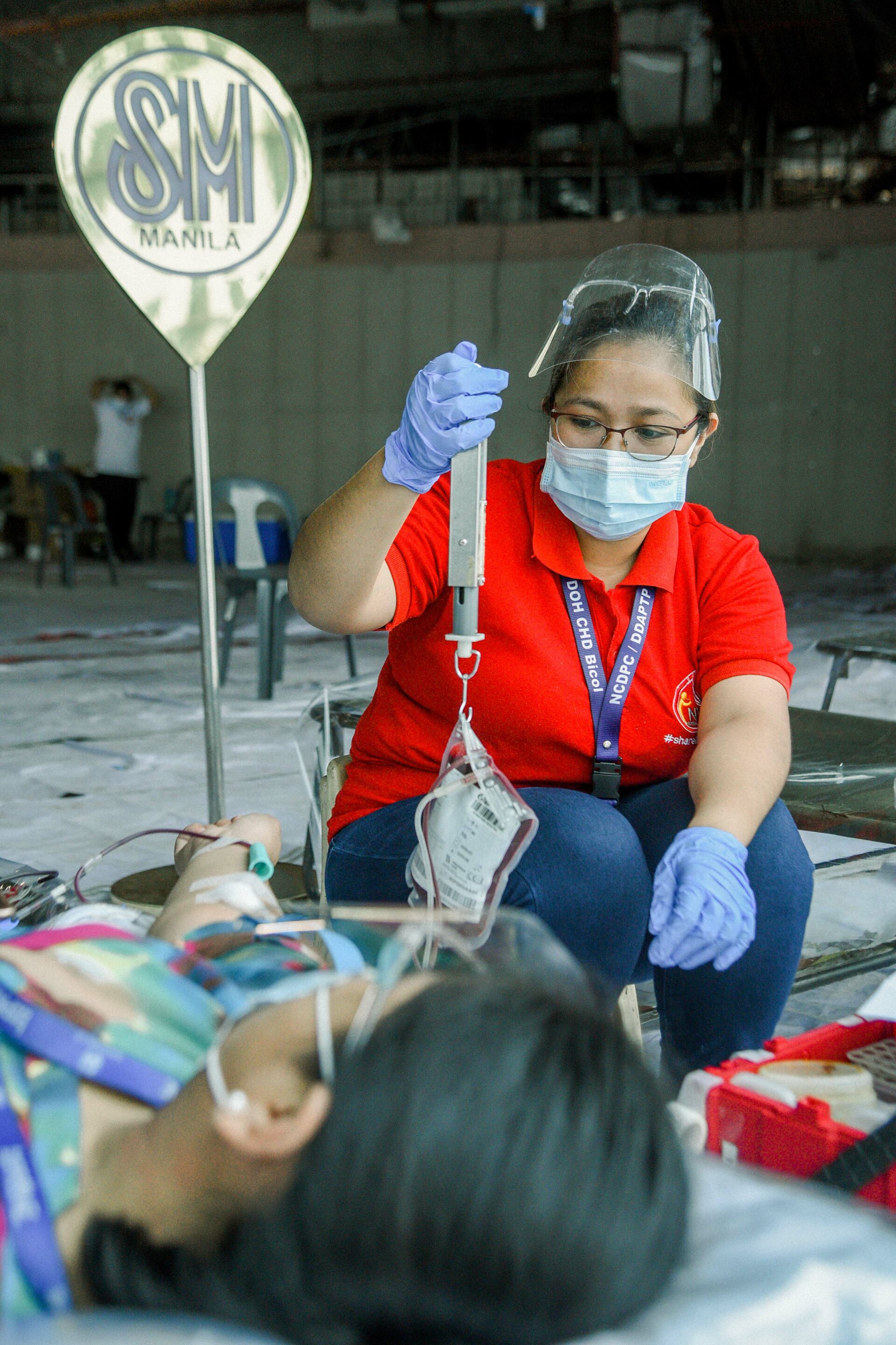 SM Foundation leads bloodletting initiatives - Philippines Graphic