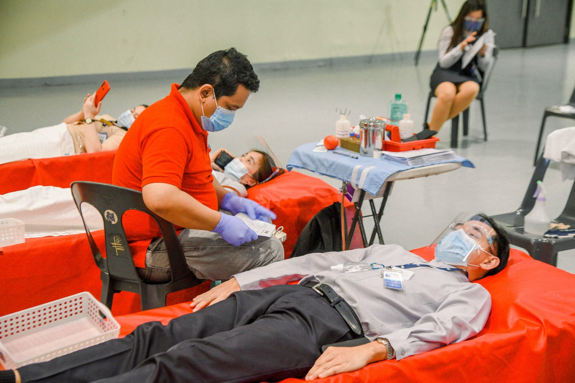 SM Foundation leads bloodletting initiatives - Philippines Graphic