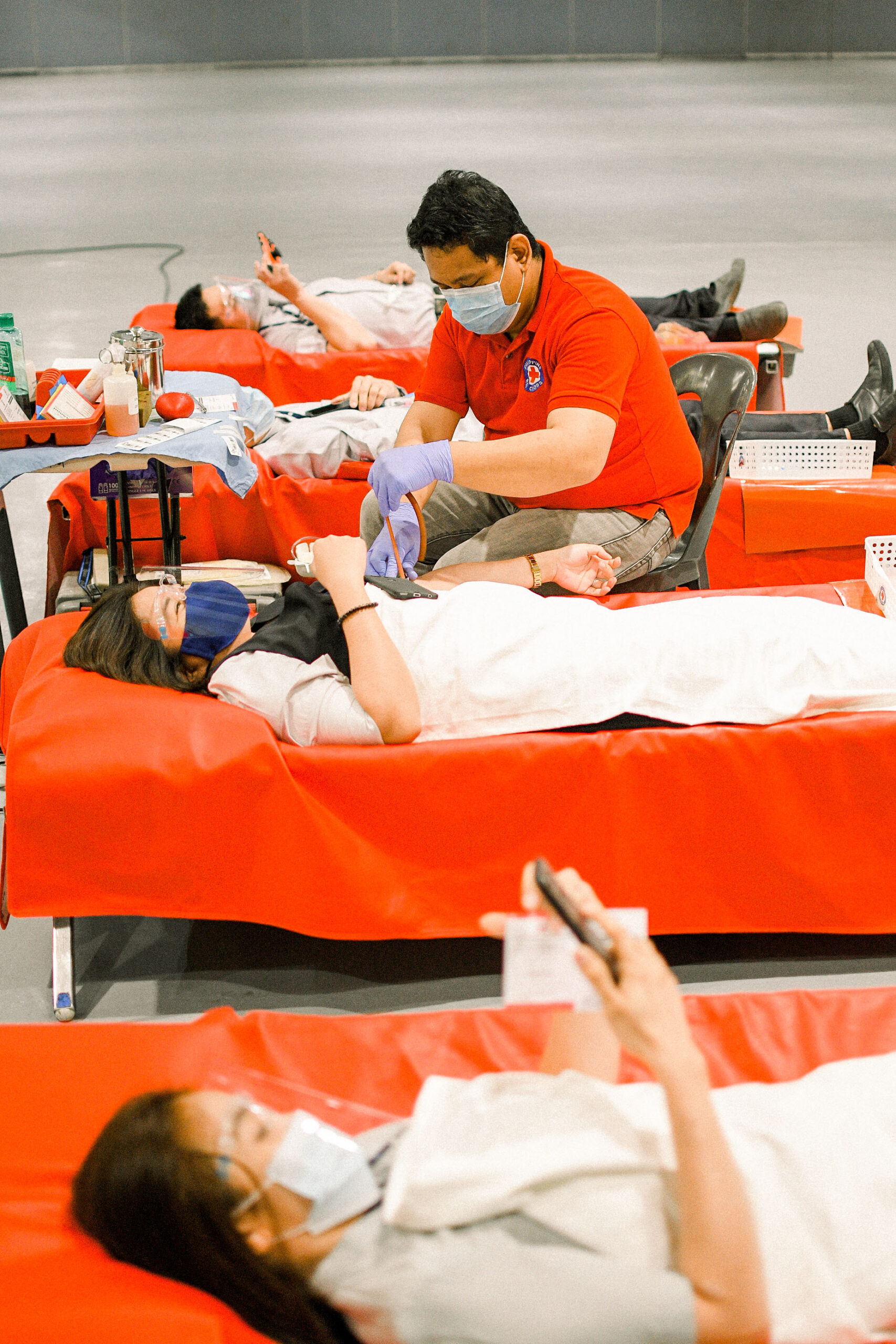 SM Foundation leads bloodletting initiatives - Philippines Graphic
