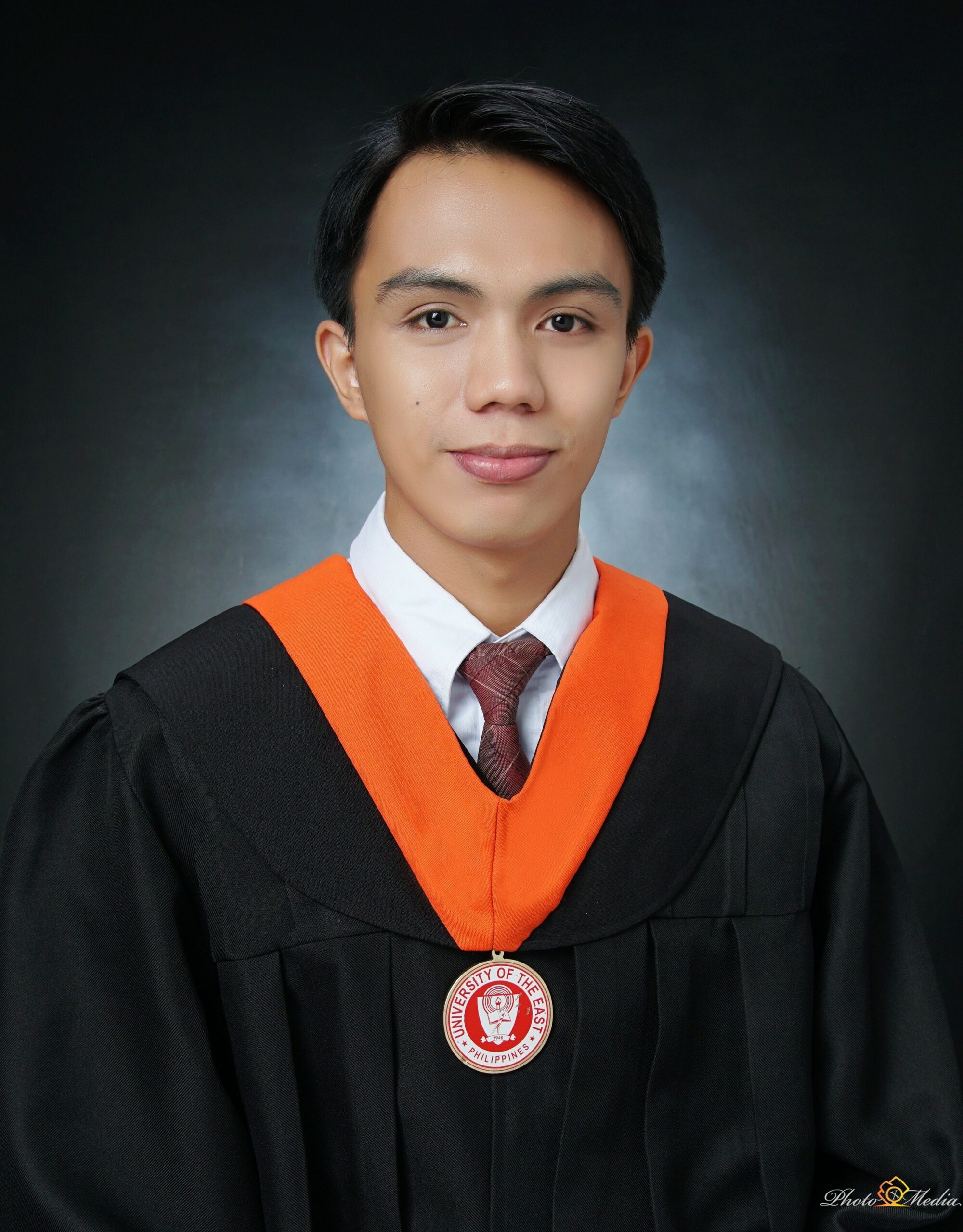 A Tale of Two Scholars - Philippines Graphic