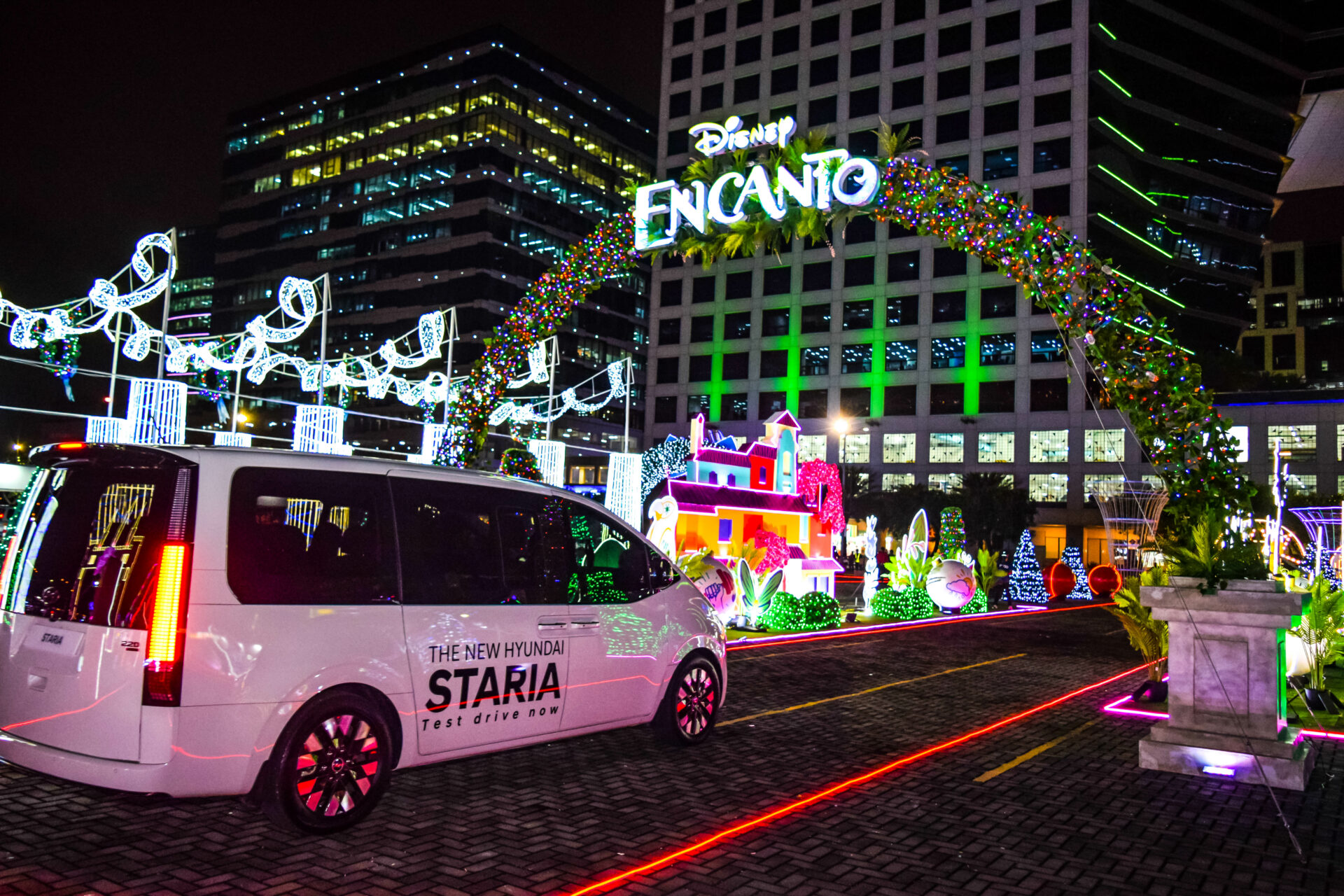 MOA Night of Lights: SM Mall of Asia Opens Once Again the Biggest ...