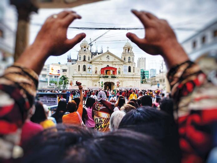 Viva Señor Jesus Nazareno! - Philippines Graphic