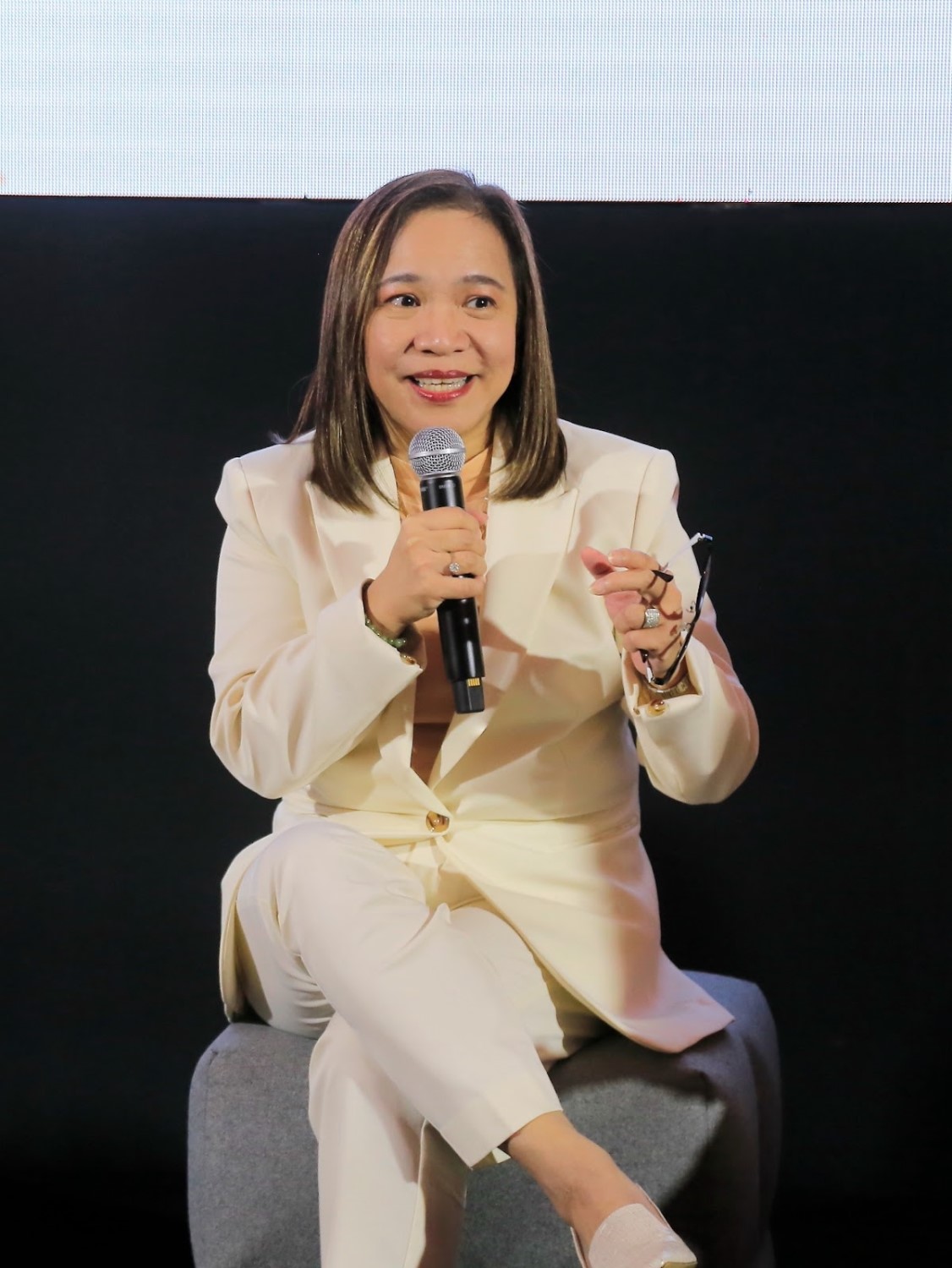 Women YouTube content creators break barriers online and beyond - Philippines Graphic