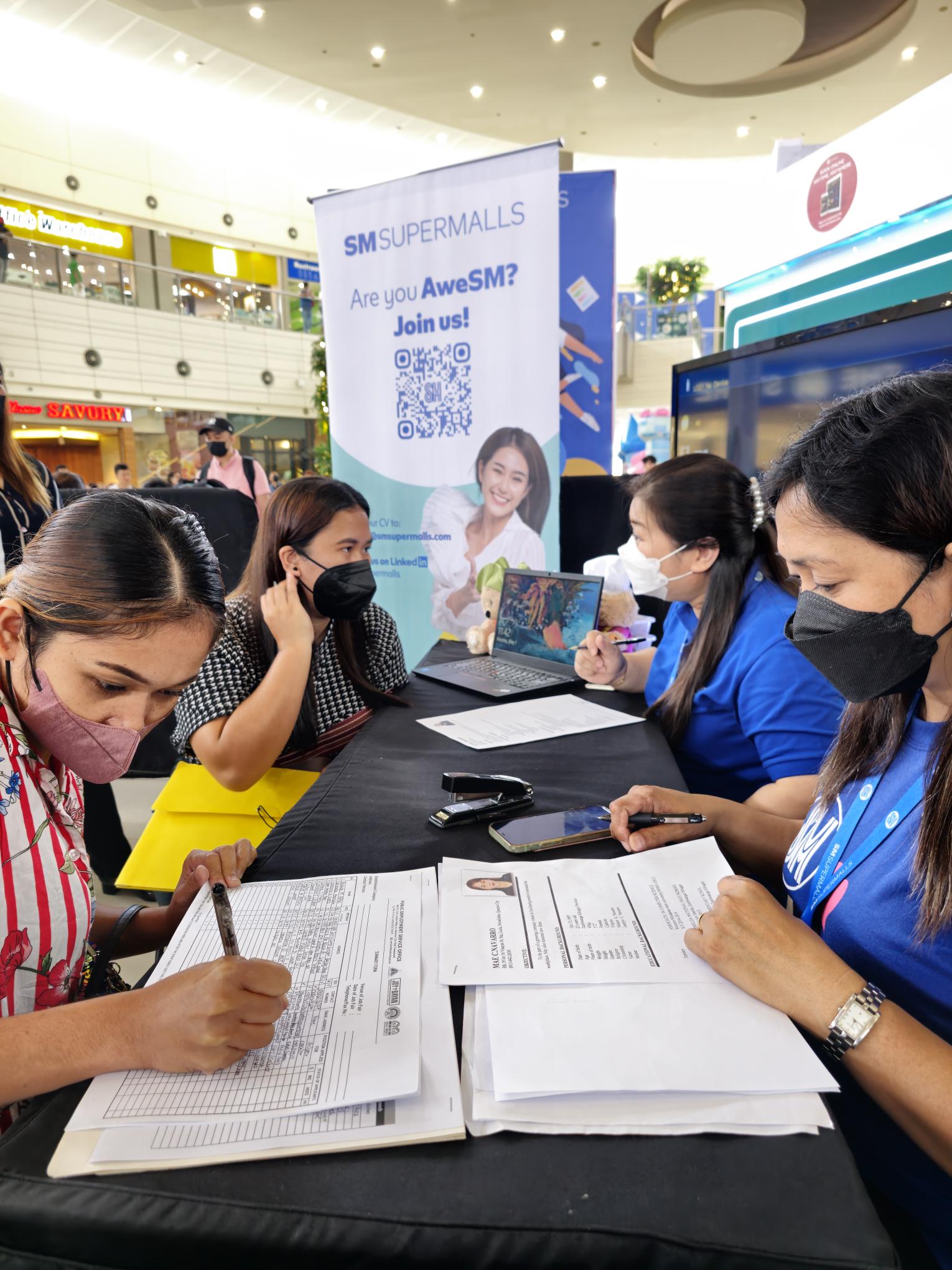 Massive Success: 20 SM Malls Host Job Fair With 873 Companies and ...