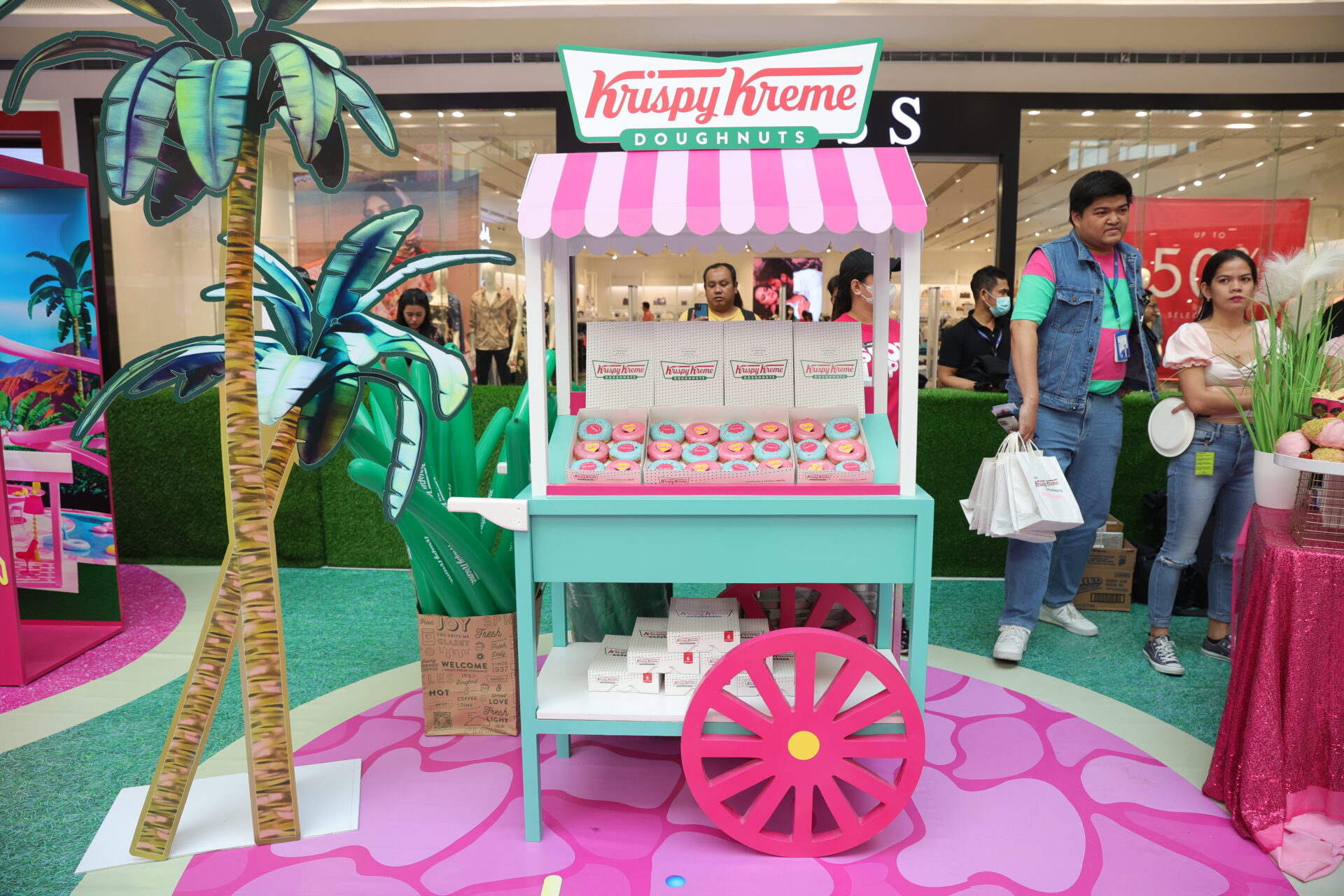 Experience how to live like "Barbie" in Barbie Land - Philippines Graphic