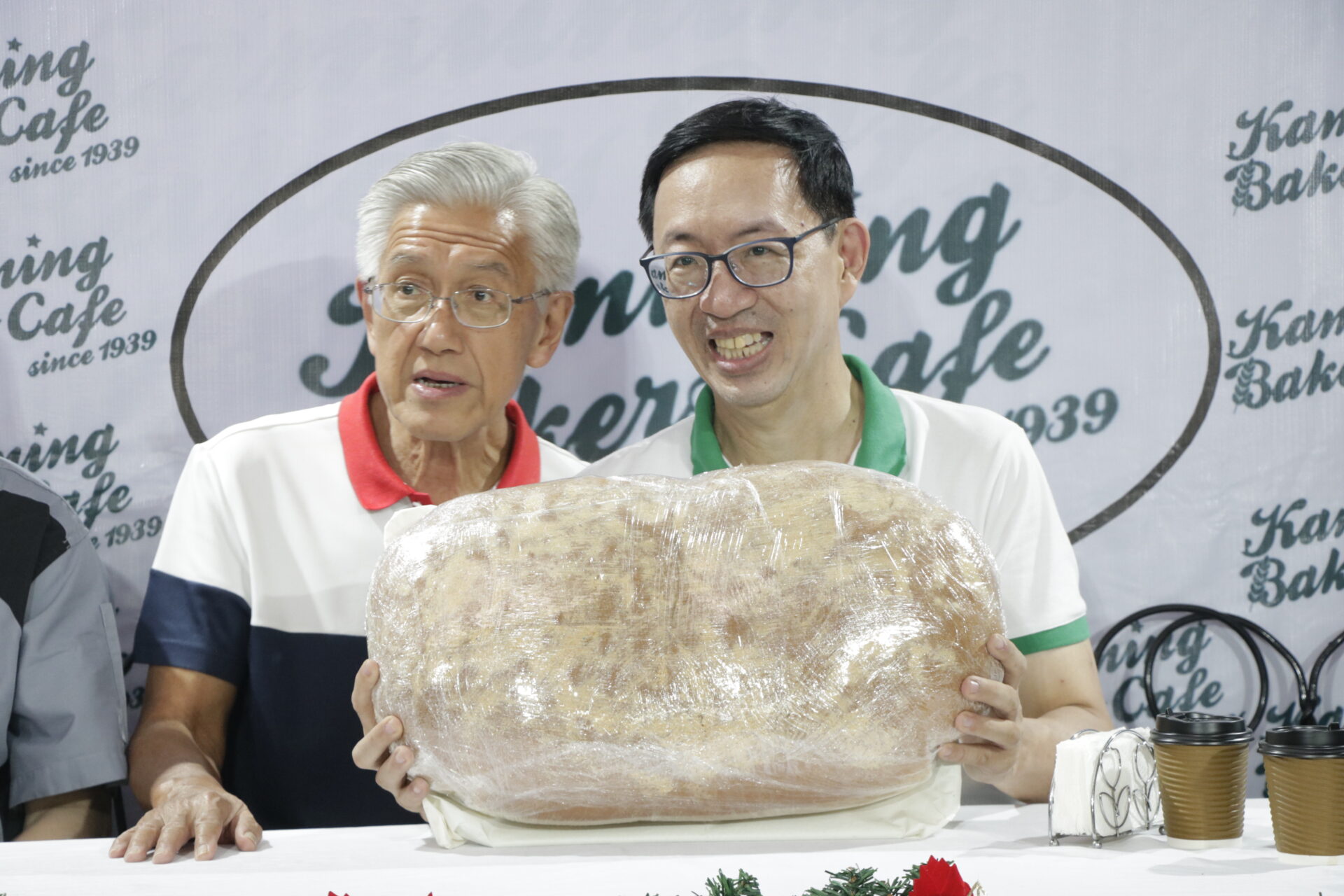 World Pandesal Day gives free 100,000 Pandesal - Philippines Graphic