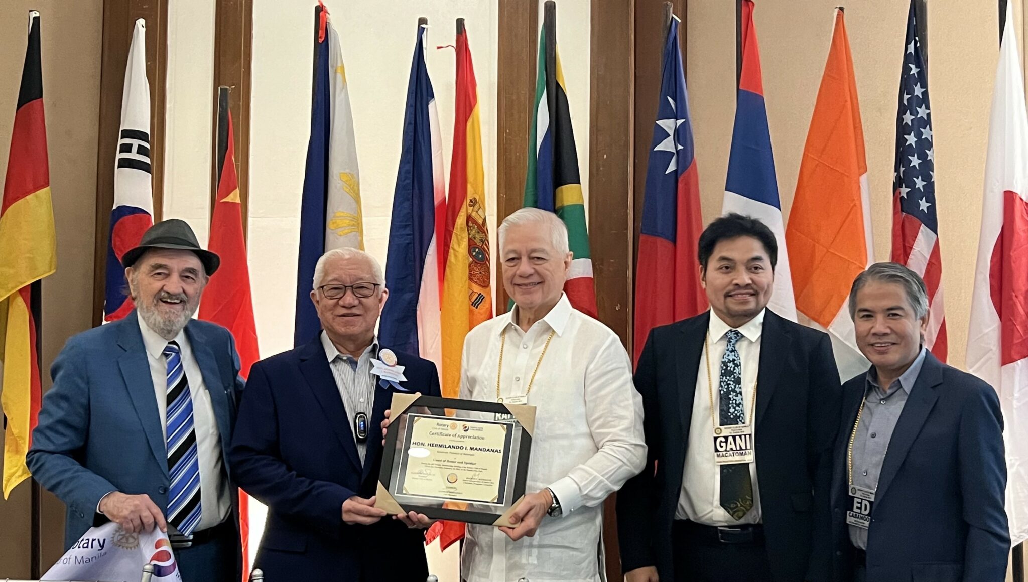 Batangas Governor Hermilando I. Mandanas at The Rotary Club of Manila ...