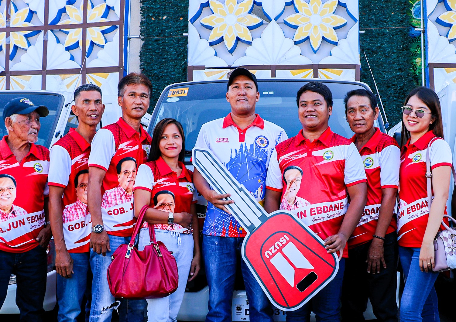 Zambales barangays welcome delivery of new service vehicles ...