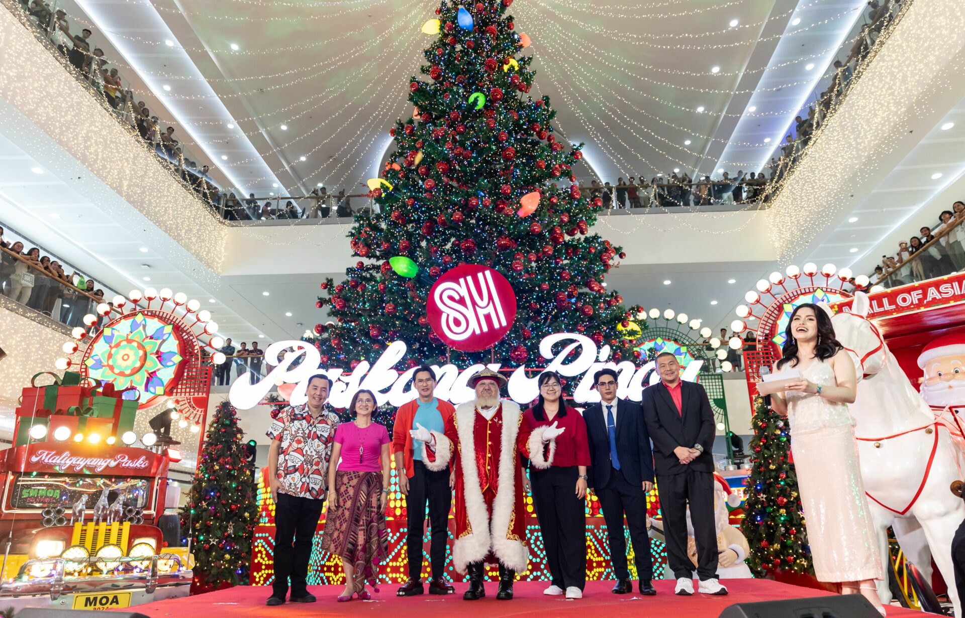 Paskong Pinoy comes to life at SM Mall of Asia - Philippines Graphic