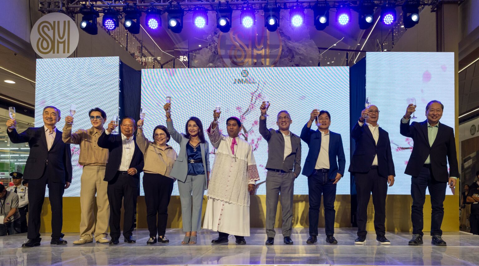 SM J Mall opens today! - Philippines Graphic