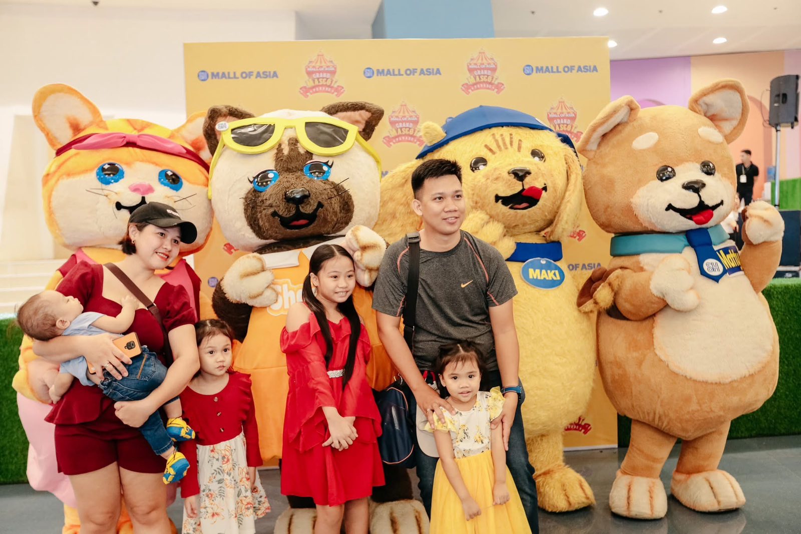 A NEW YEAR CELEBRATION LIKE NO OTHER: EXPERIENCE THE GRANDEST MASCOT ...