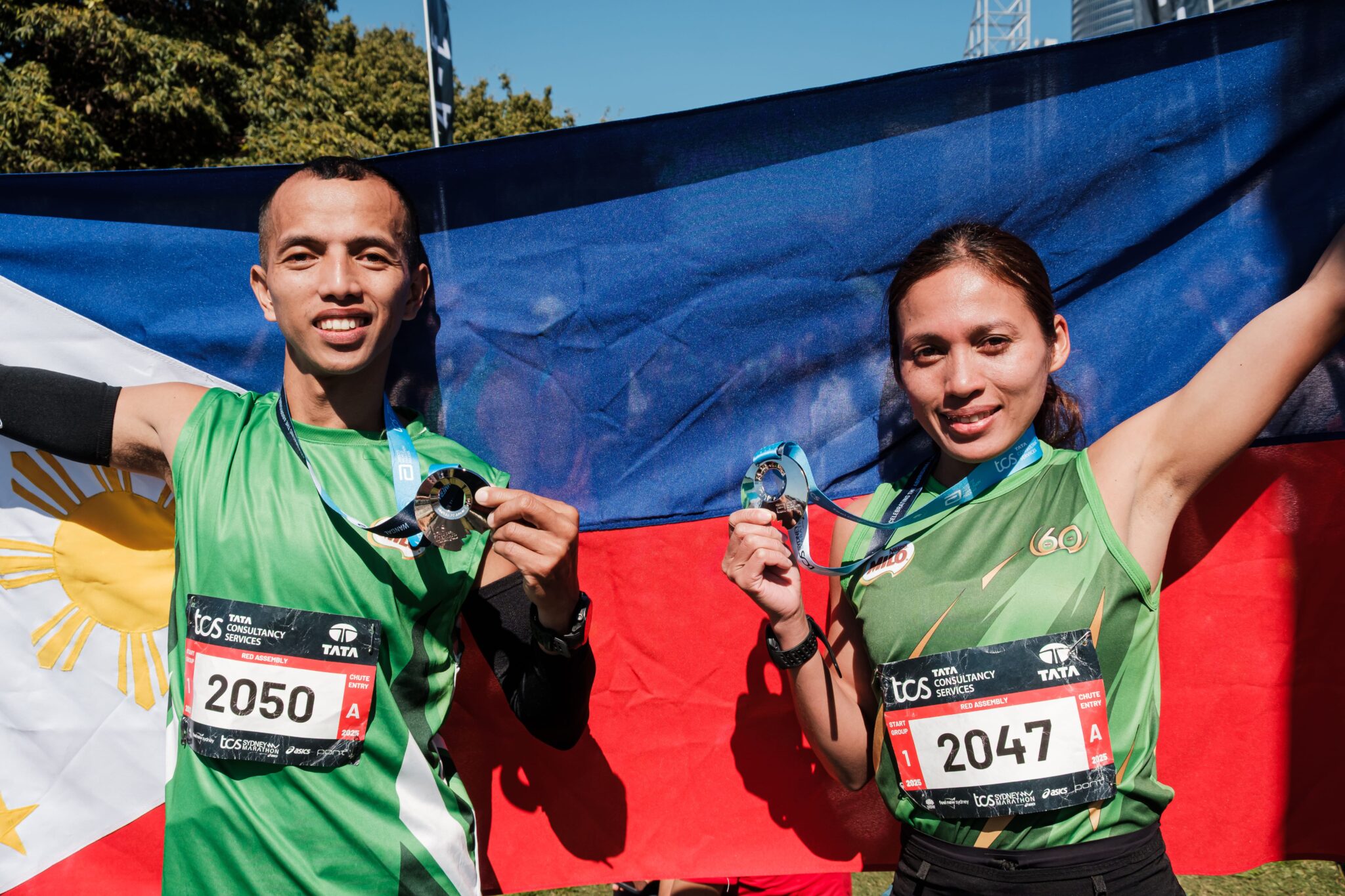 MILO® Marathon King and Queen Carry Filipino Flag at the Sydney ...