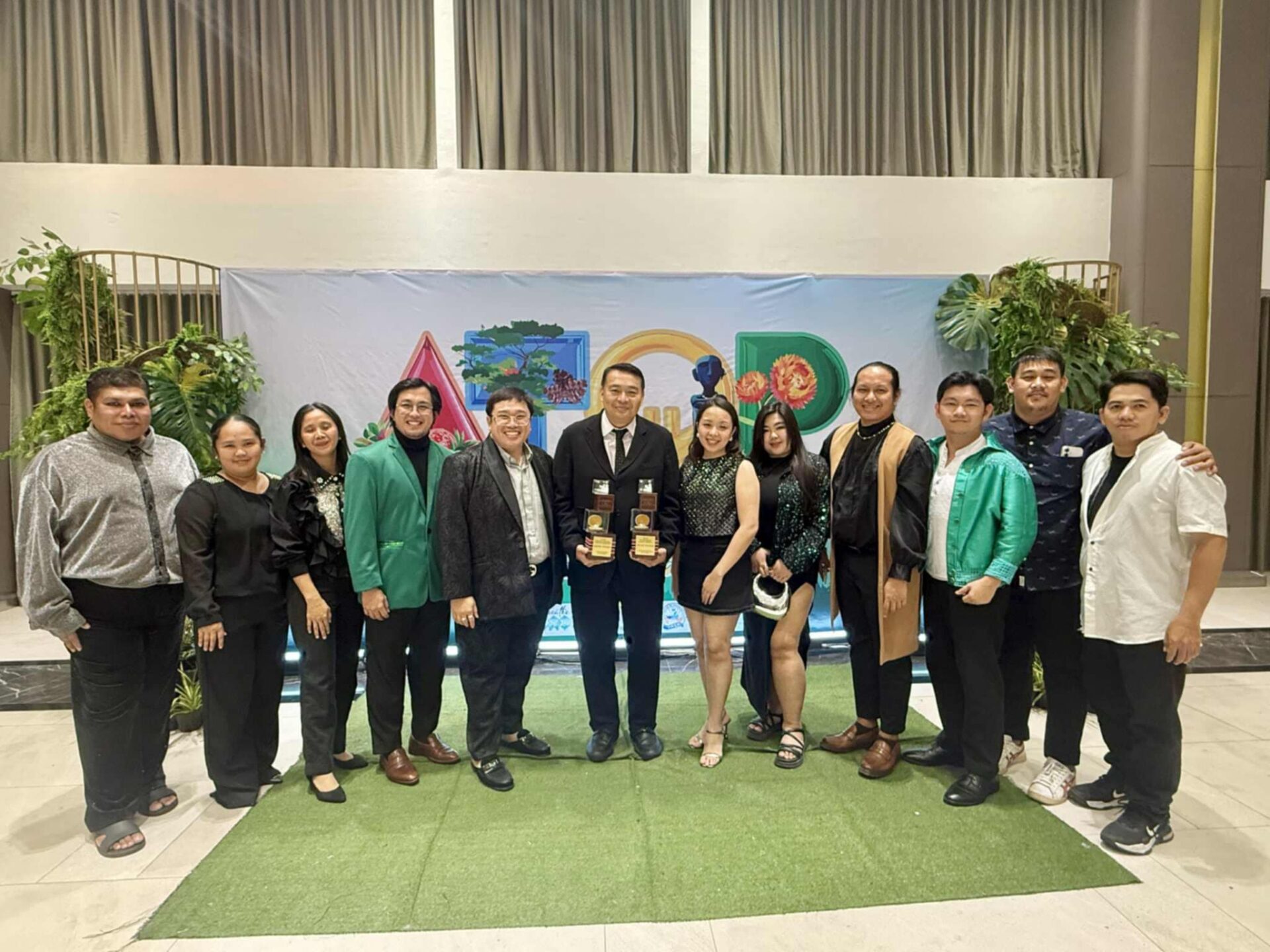 Biñan City wins big at 2025 atop National Tourism Pearl Award ...